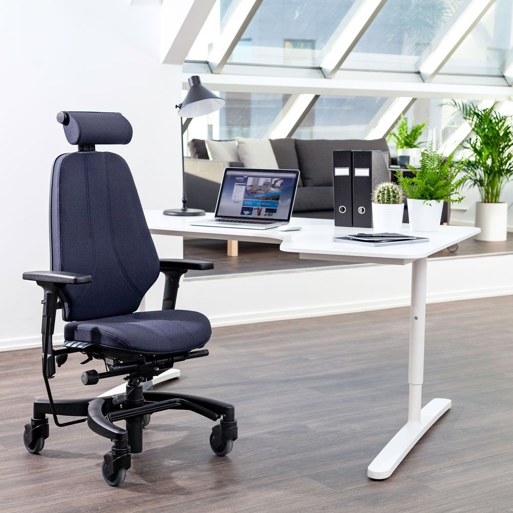 Hepro G2 Tilto EHR Manual Lift with Tilt Chair | Posturite