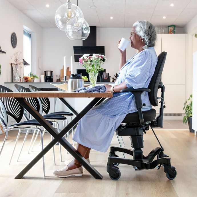 VELA Tango 700E Chair from Posturite