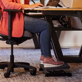 Score Pro 952 Footrest from Posturite